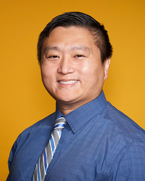 Dr. Zhen Geng, MD - Lakeville, MN - Family Medicine - Schedule a Visit