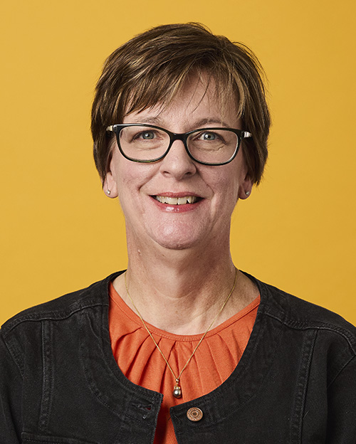 Lisa Newcomer, APRN CNP - Blaine, MN - Pain Medicine - Schedule a Visit