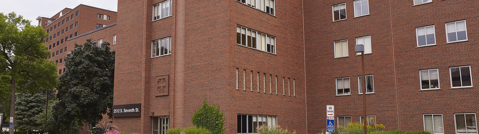 M Health Fairview Pediatric Specialty Clinic - Discovery