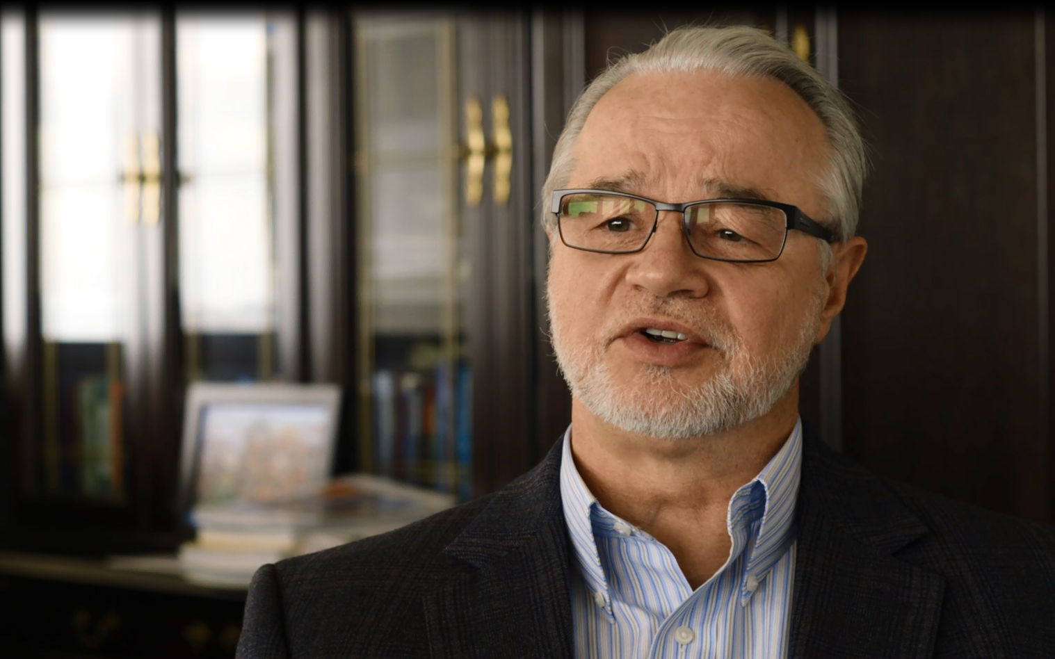 Spotlight Jerrold Vitek Driven By Thrill Of New Discovery