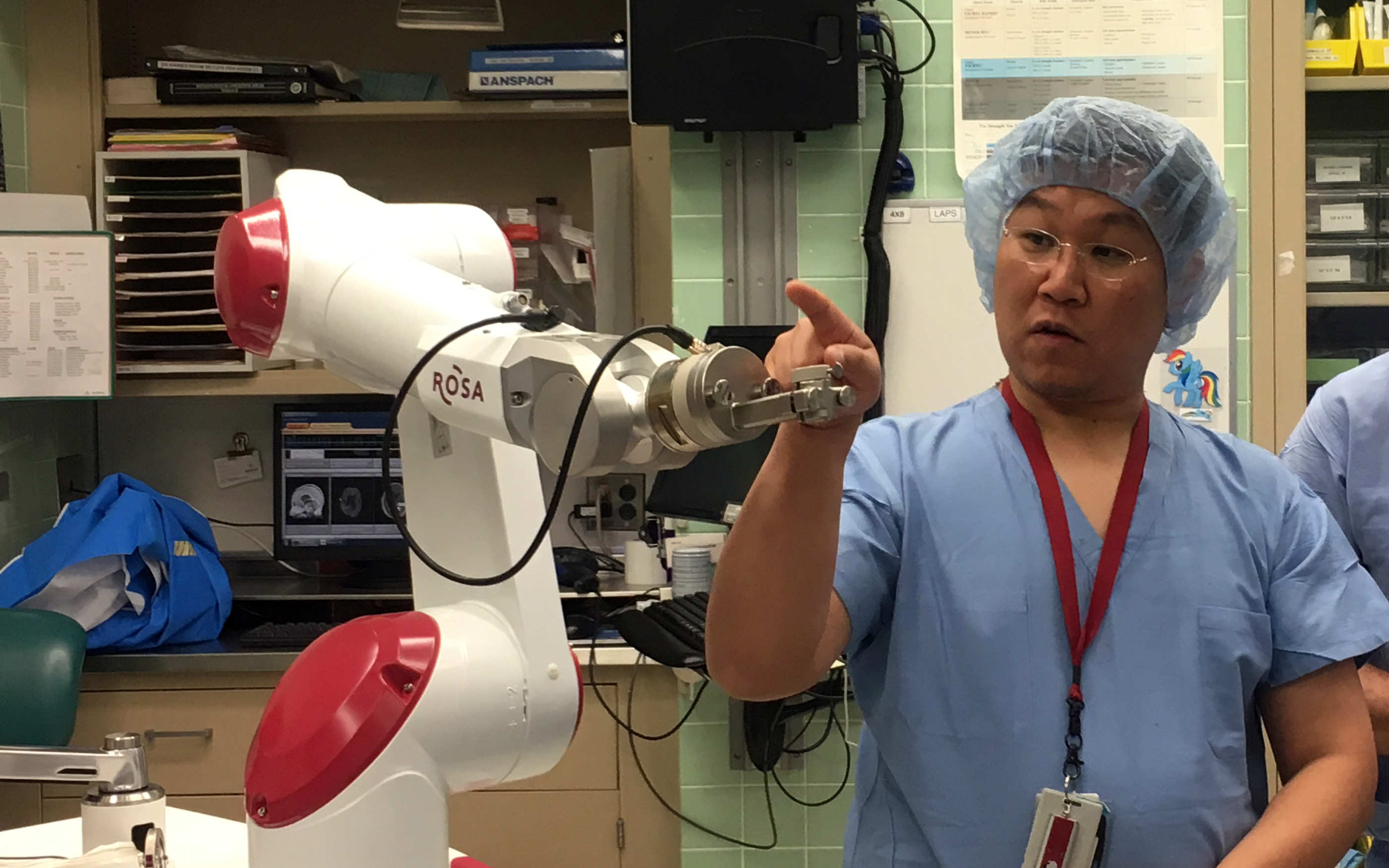 Robotic Surgical Arm ROSA Boosts Accuracy Reduces Time For Neurosurgery